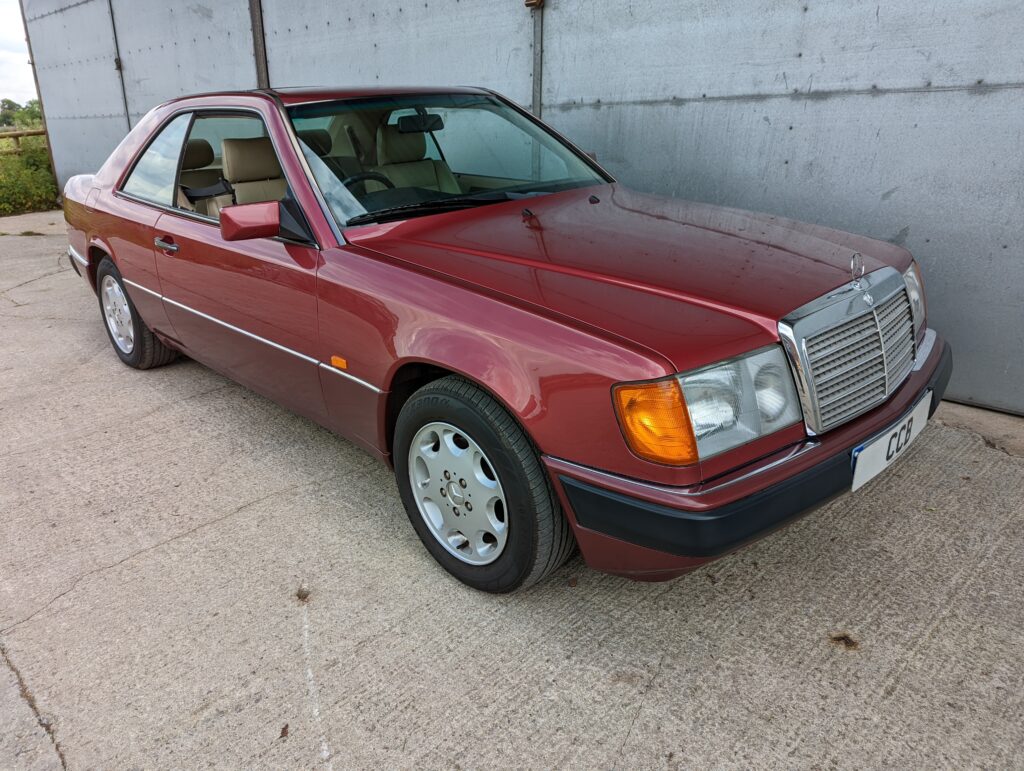 Cheshire Classic Benz - classic Mercedes-Benz cars from the 1960s to 1990s